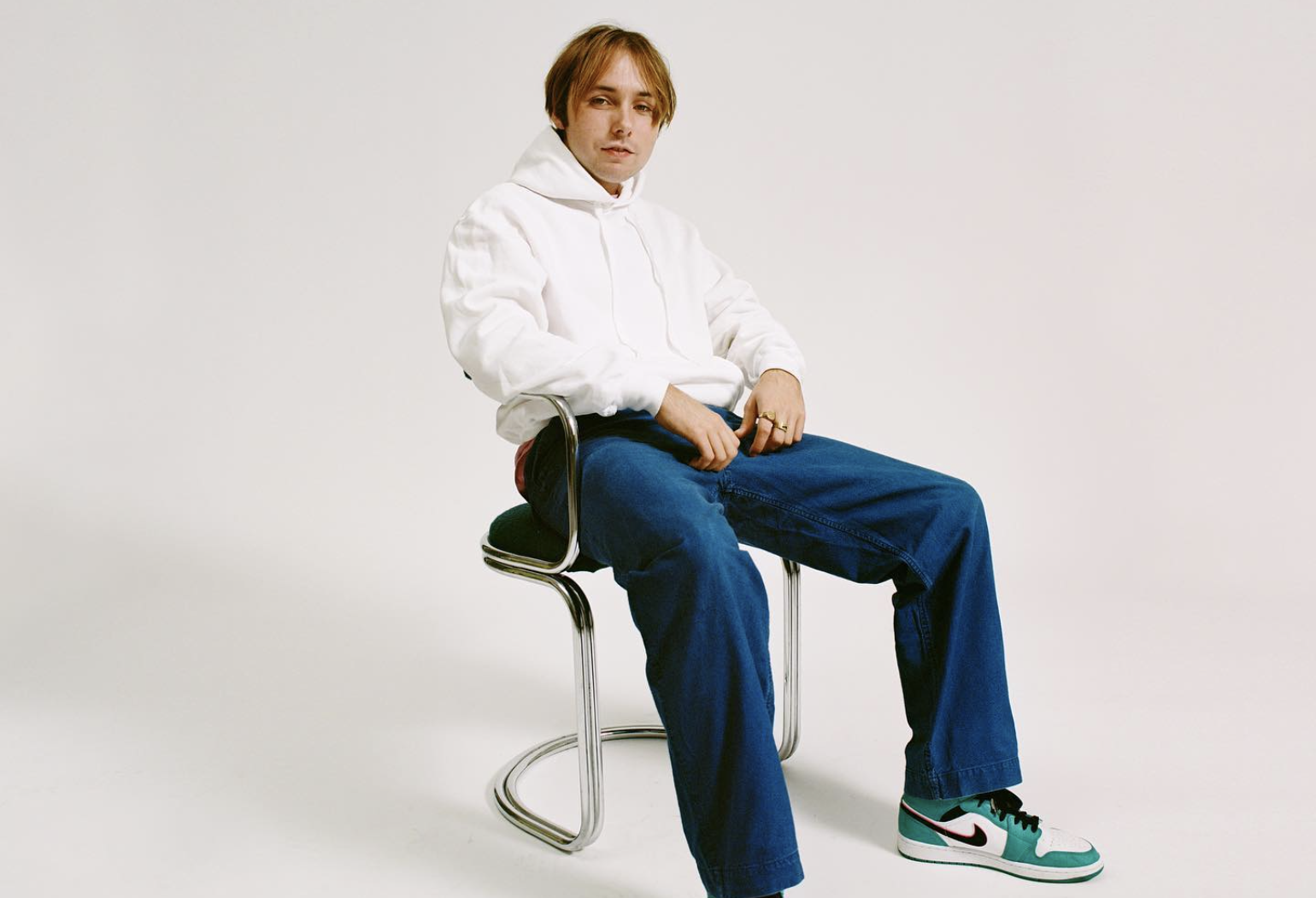 Lewis OfMan nous électrise avec le clip de "Dancy Boy" - La Distillerie ...